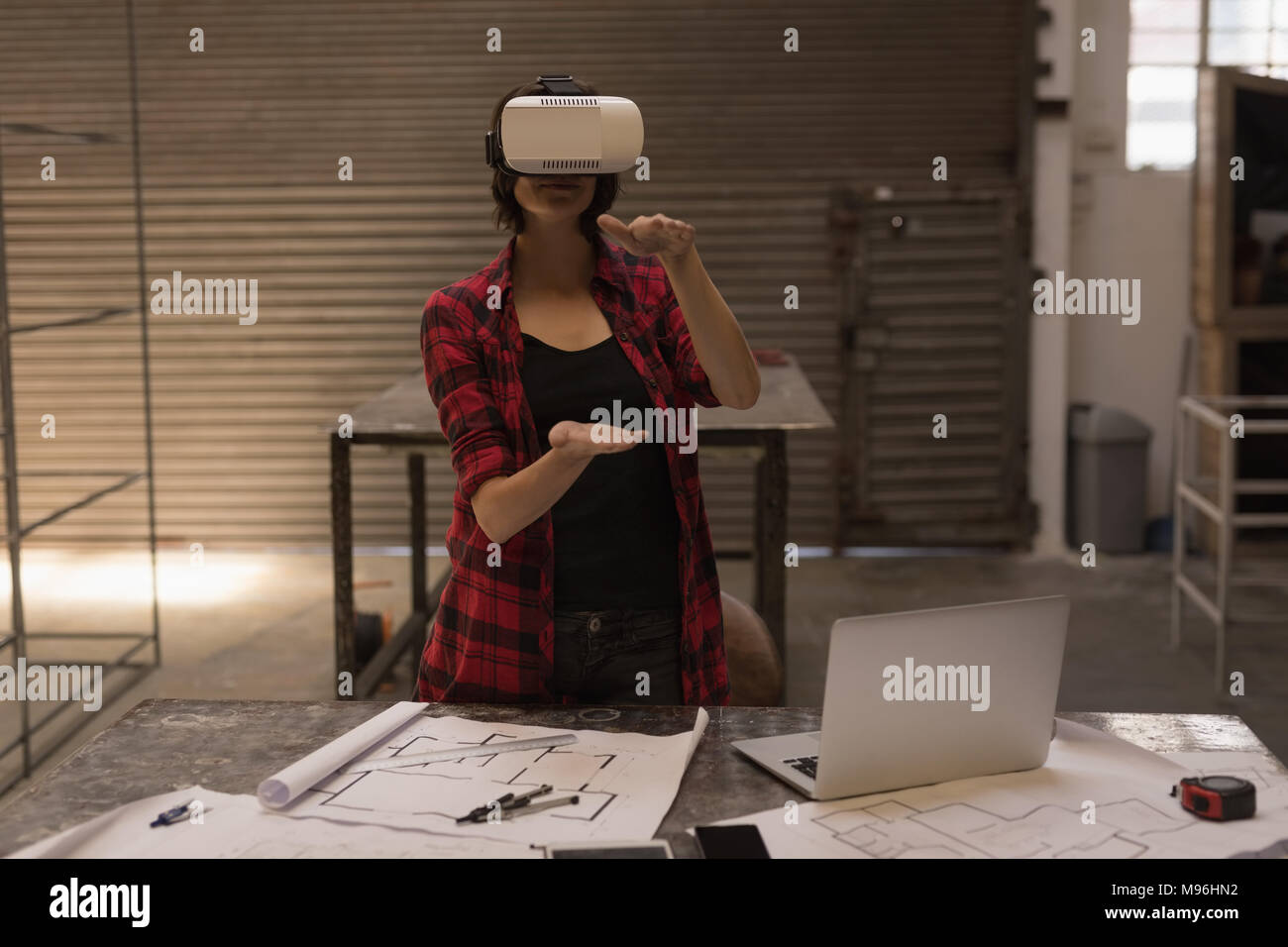 Smart female work hi-res stock photography and images - Alamy