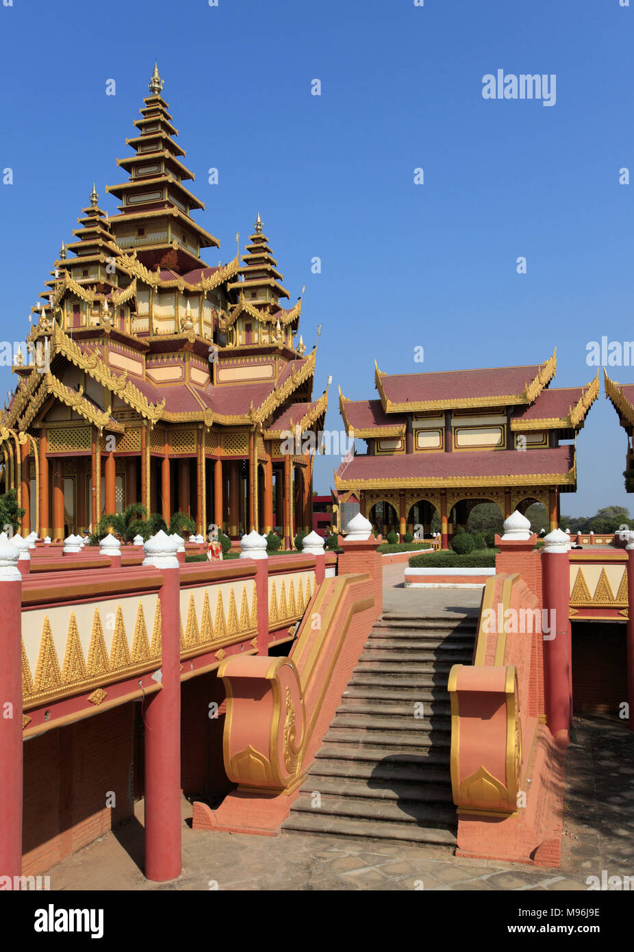 Golden palace bagan hi-res stock photography and images - Alamy