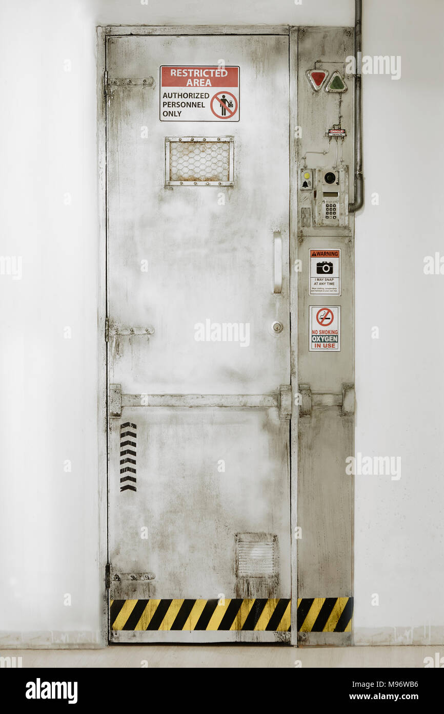 Authorized entry only sign hi-res stock photography and images - Alamy