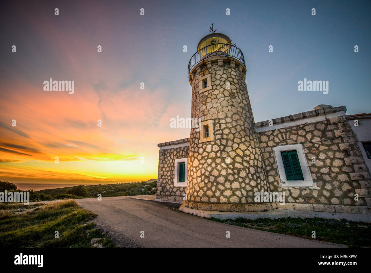Skinari lighthouse hi-res stock photography and images - Alamy