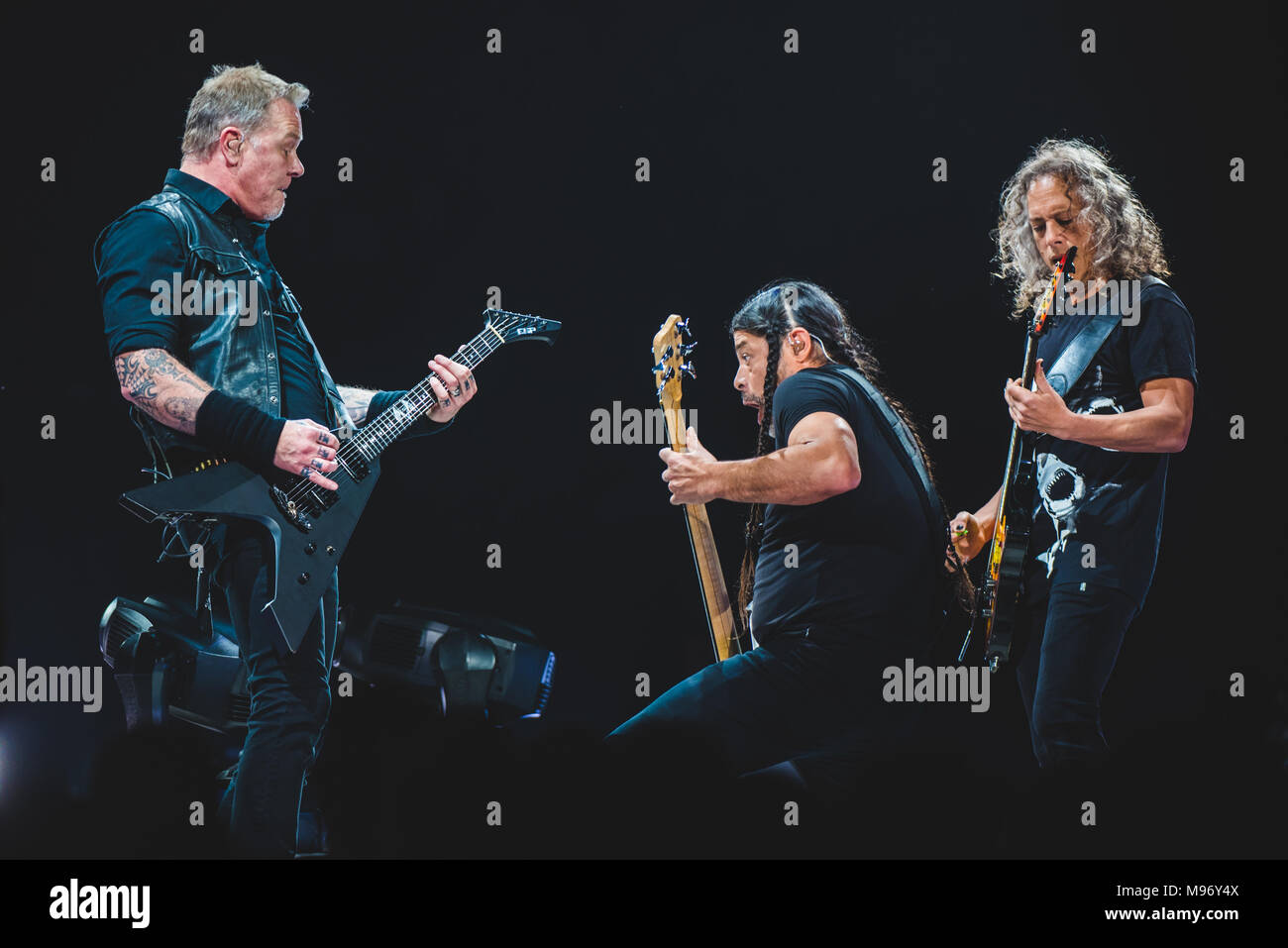 Metallica hi-res stock photography and images - Alamy