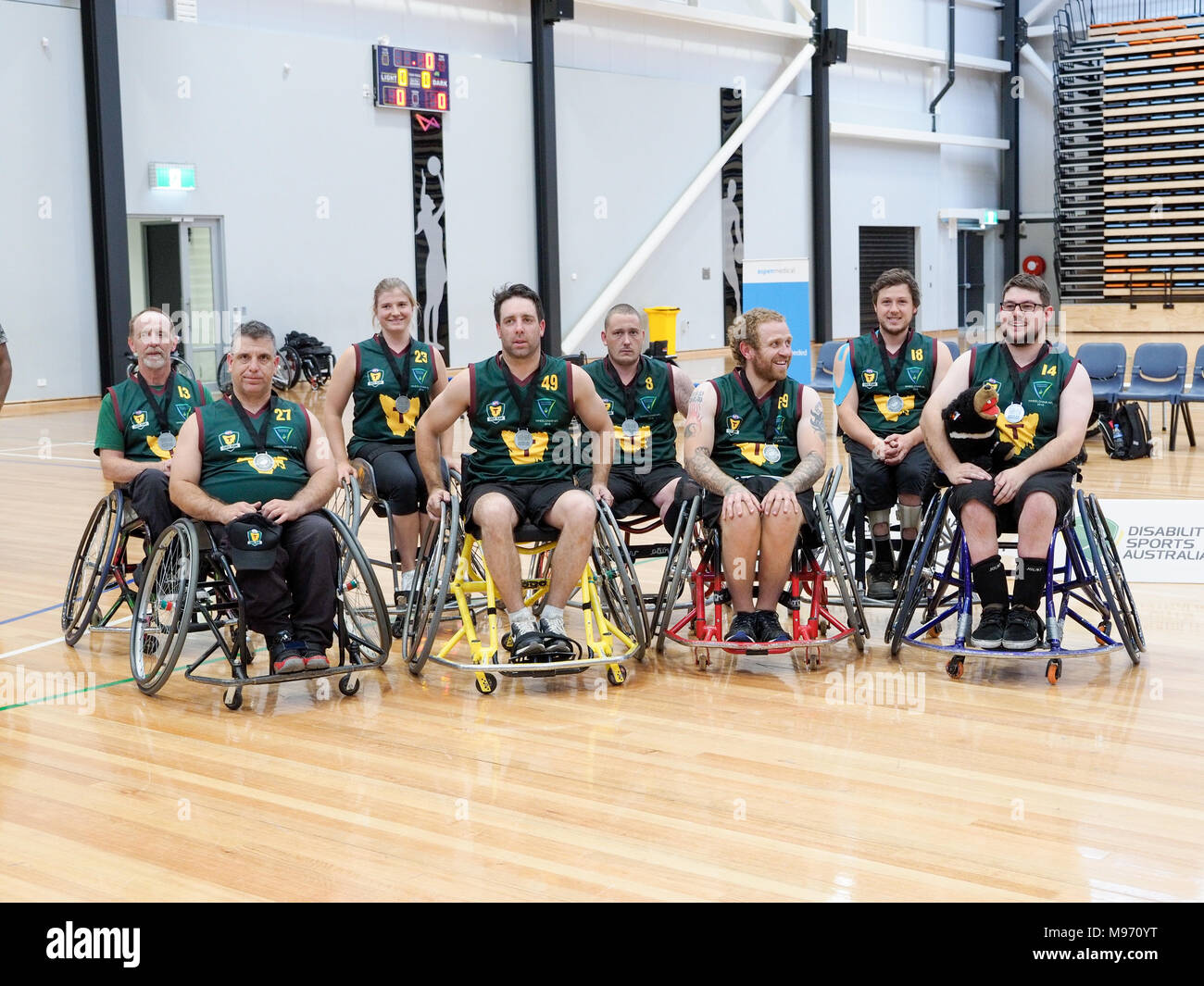 Aussie rules stadium hi-res stock photography and images - Alamy