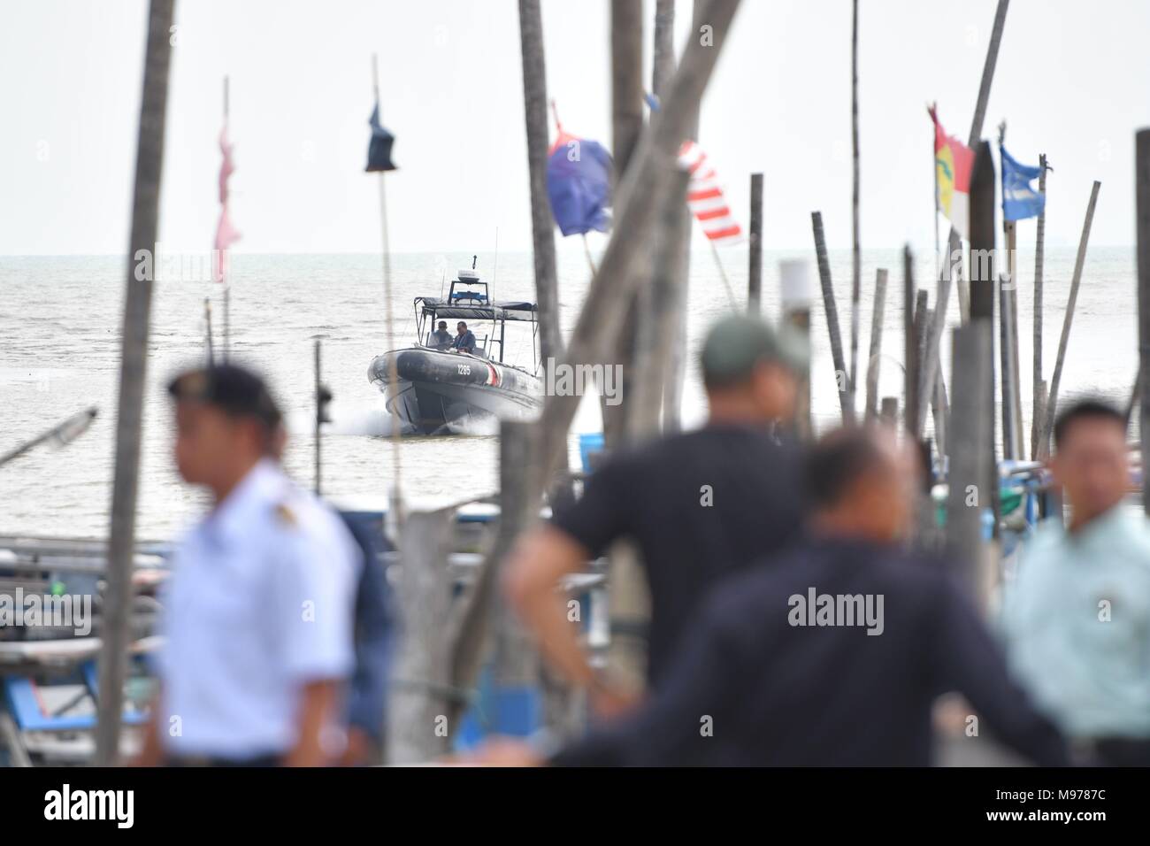 Muar. 23rd Mar, 2018. A Chinese sailor is transferred after he was ...