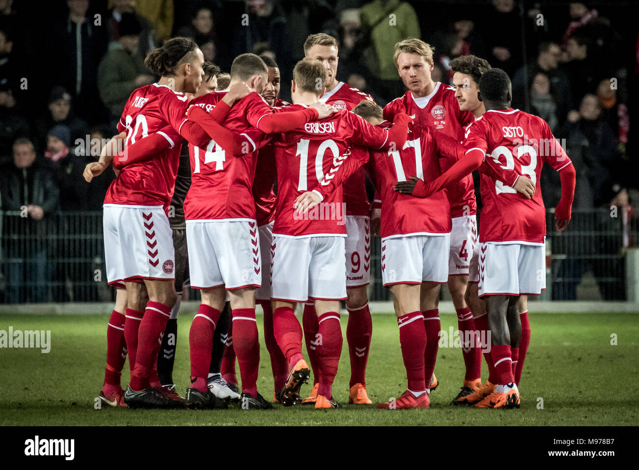 Fidel Alviar Football Clipart