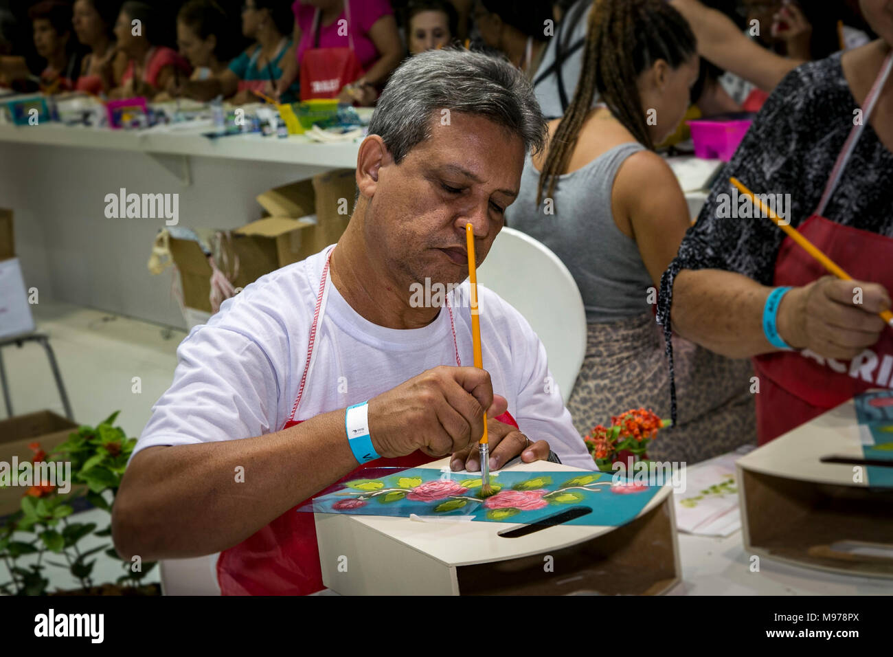 Manual de artes hi-res stock photography and images - Alamy