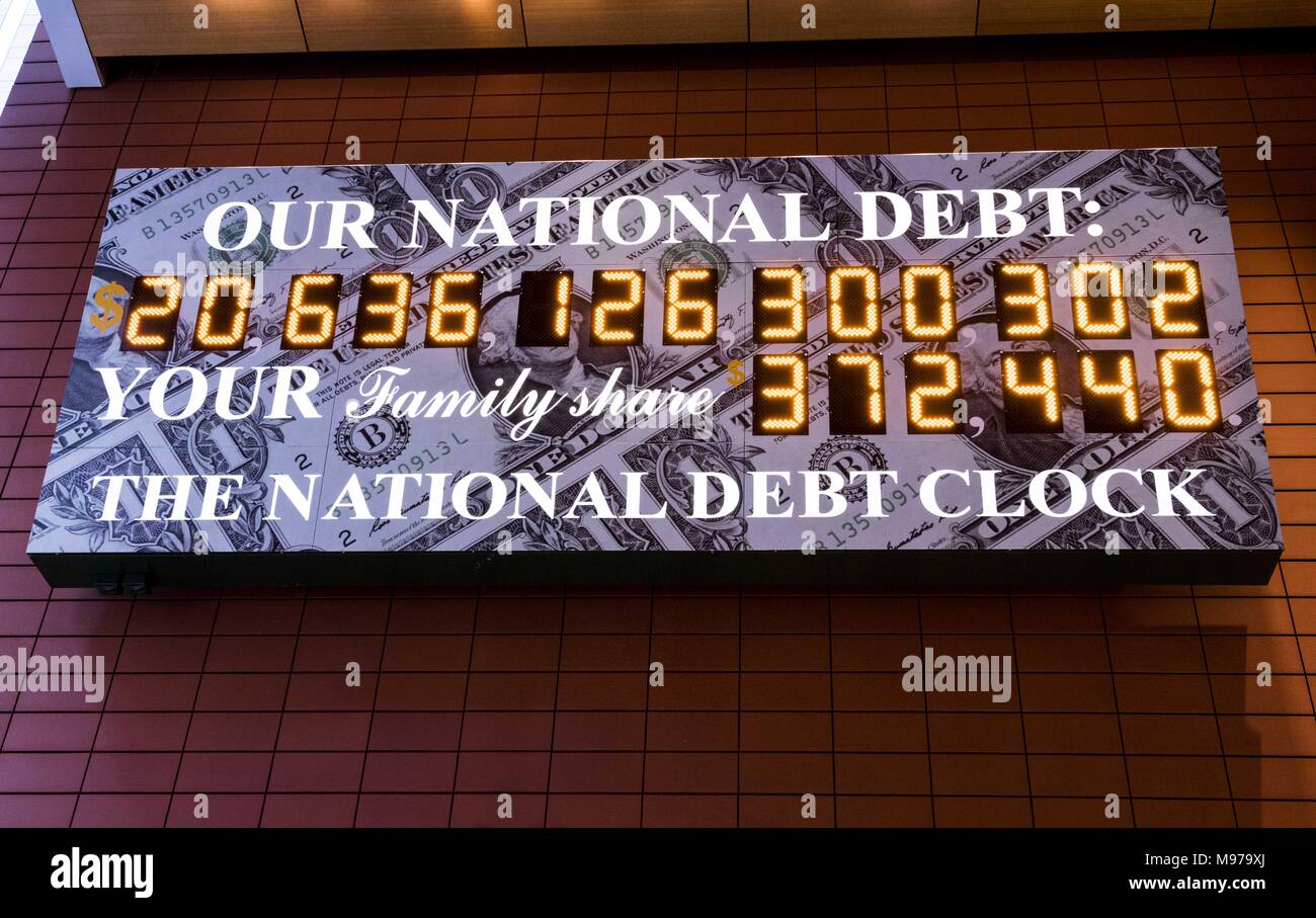 National debt clock new york hi-res stock photography and images - Alamy