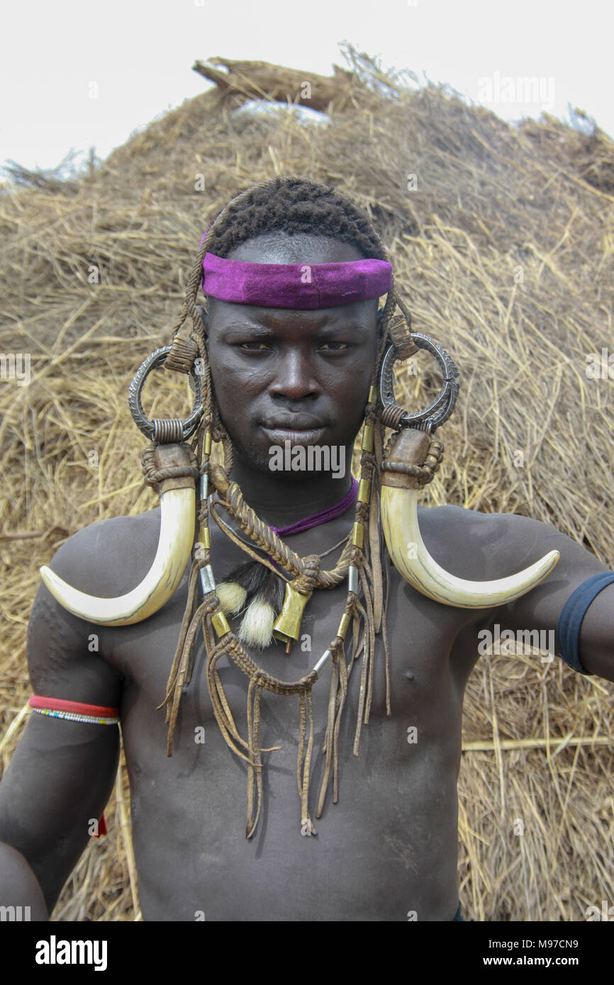 Africa, Ethiopia, Debub Omo Zone, Mursi tribesman. A nomadic cattle ...