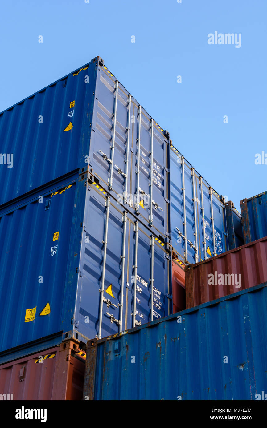 Pile of shipping containers hi-res stock photography and images - Alamy