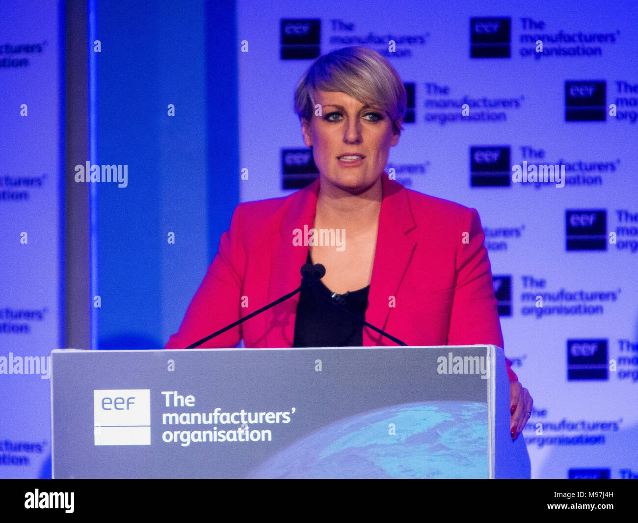 Bbc business presenter hi-res stock photography and images - Alamy