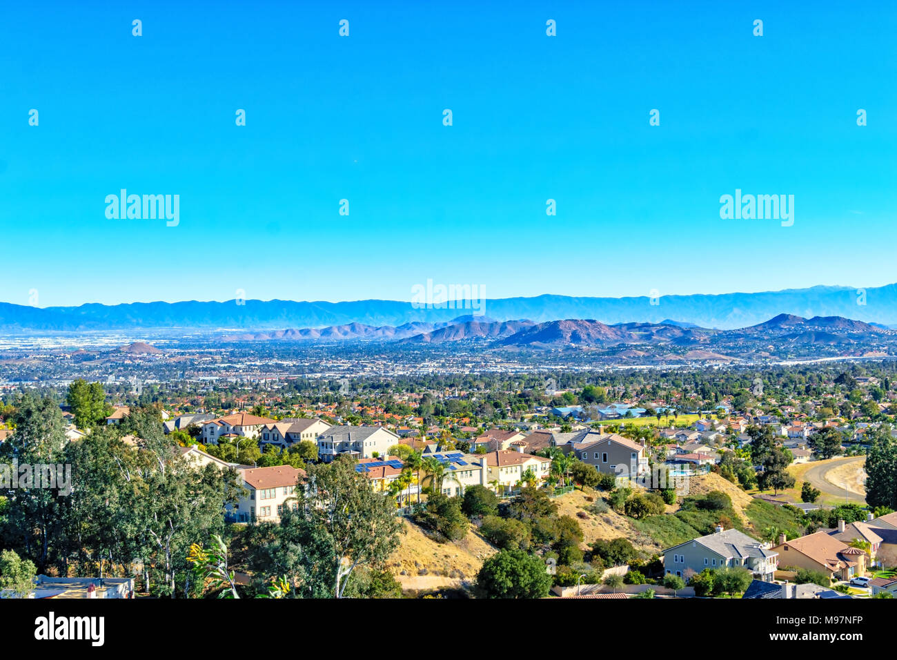 California suburbs and housing in early spring morning sun Stock Photo ...