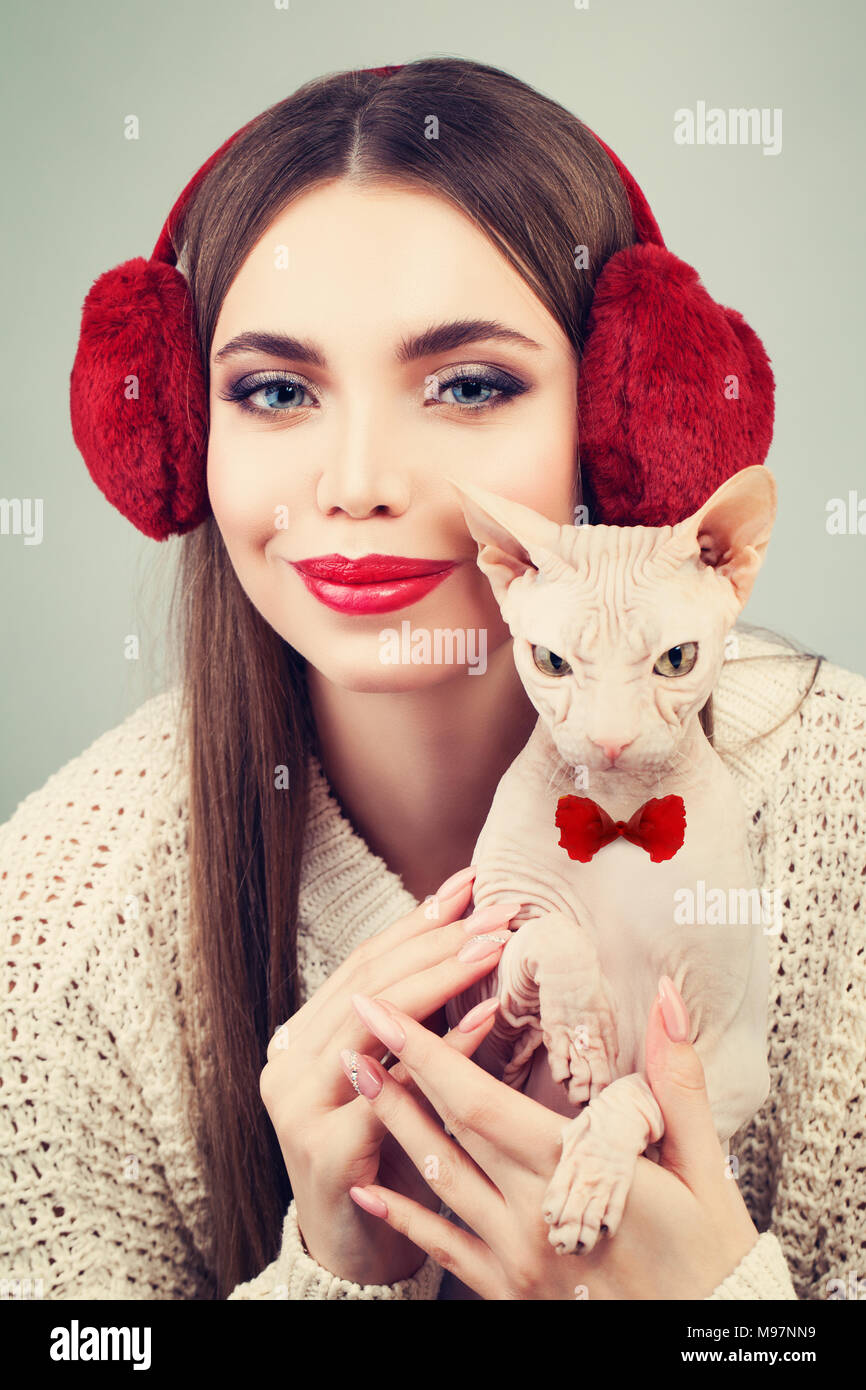 Woman cotton wool ear hi-res stock photography and images - Alamy