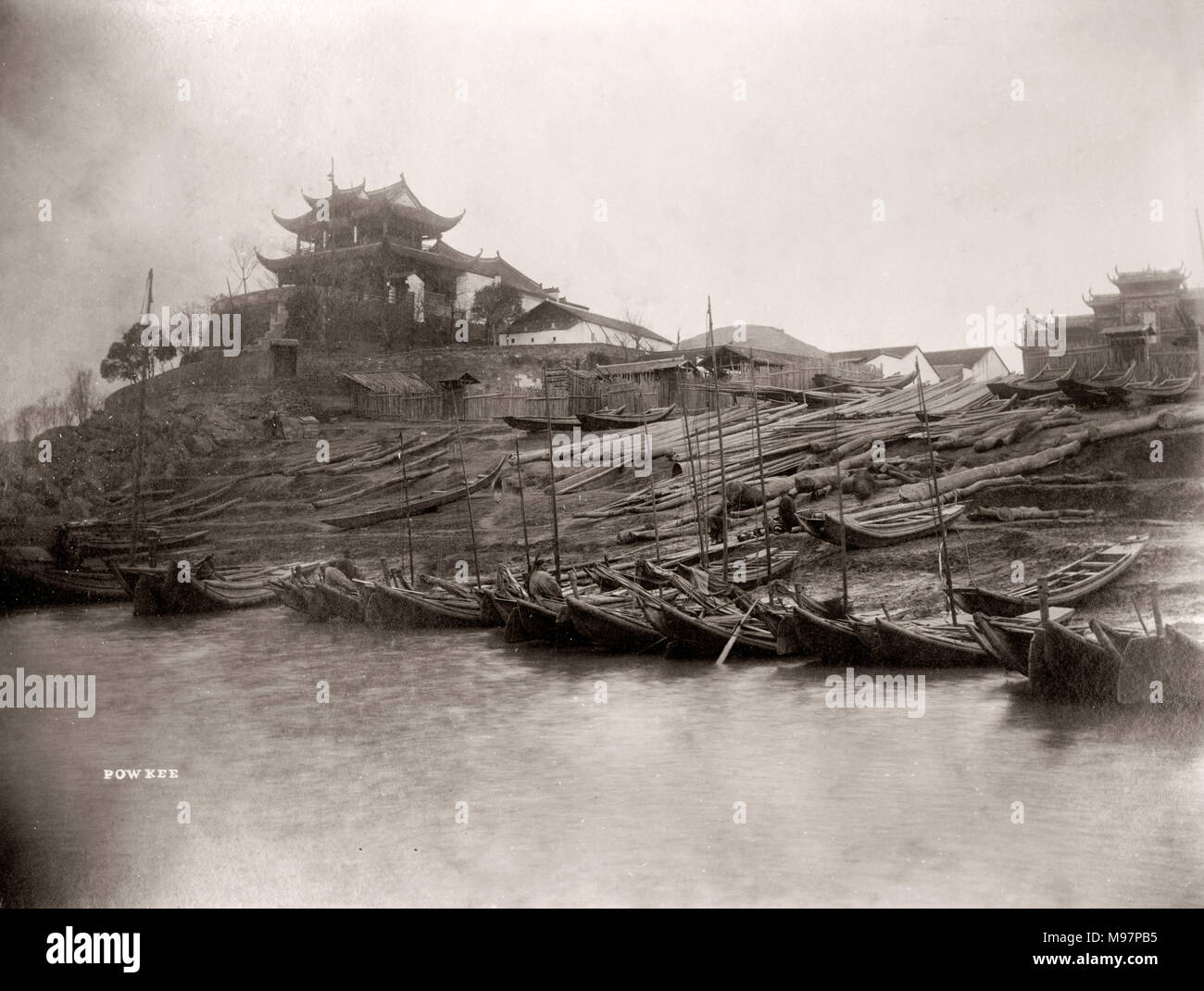 Vintage 19th century photograph China c.1880s - boats at Hankow Hankou ...
