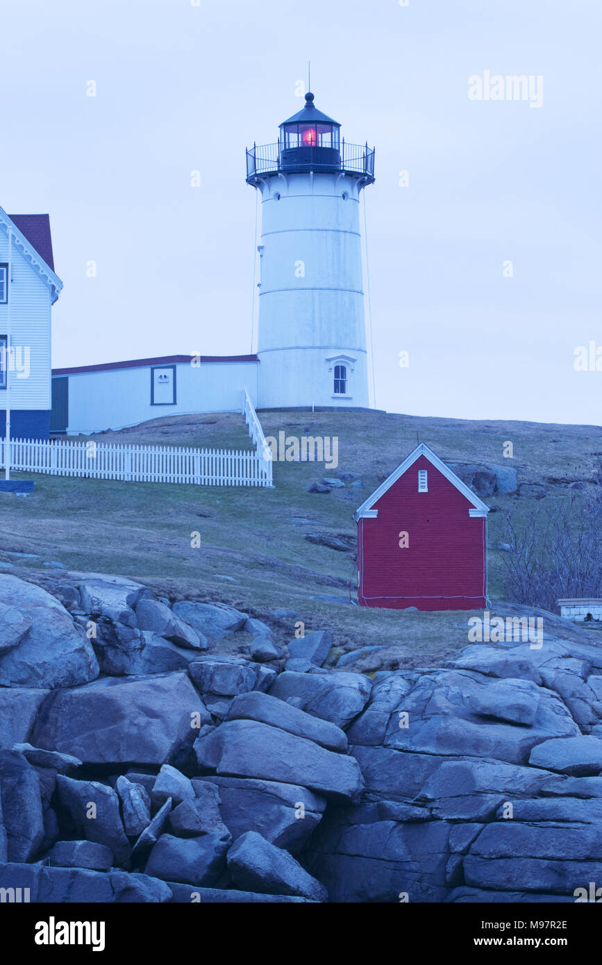 Red light shows every nine seconds Stock Photo - Alamy