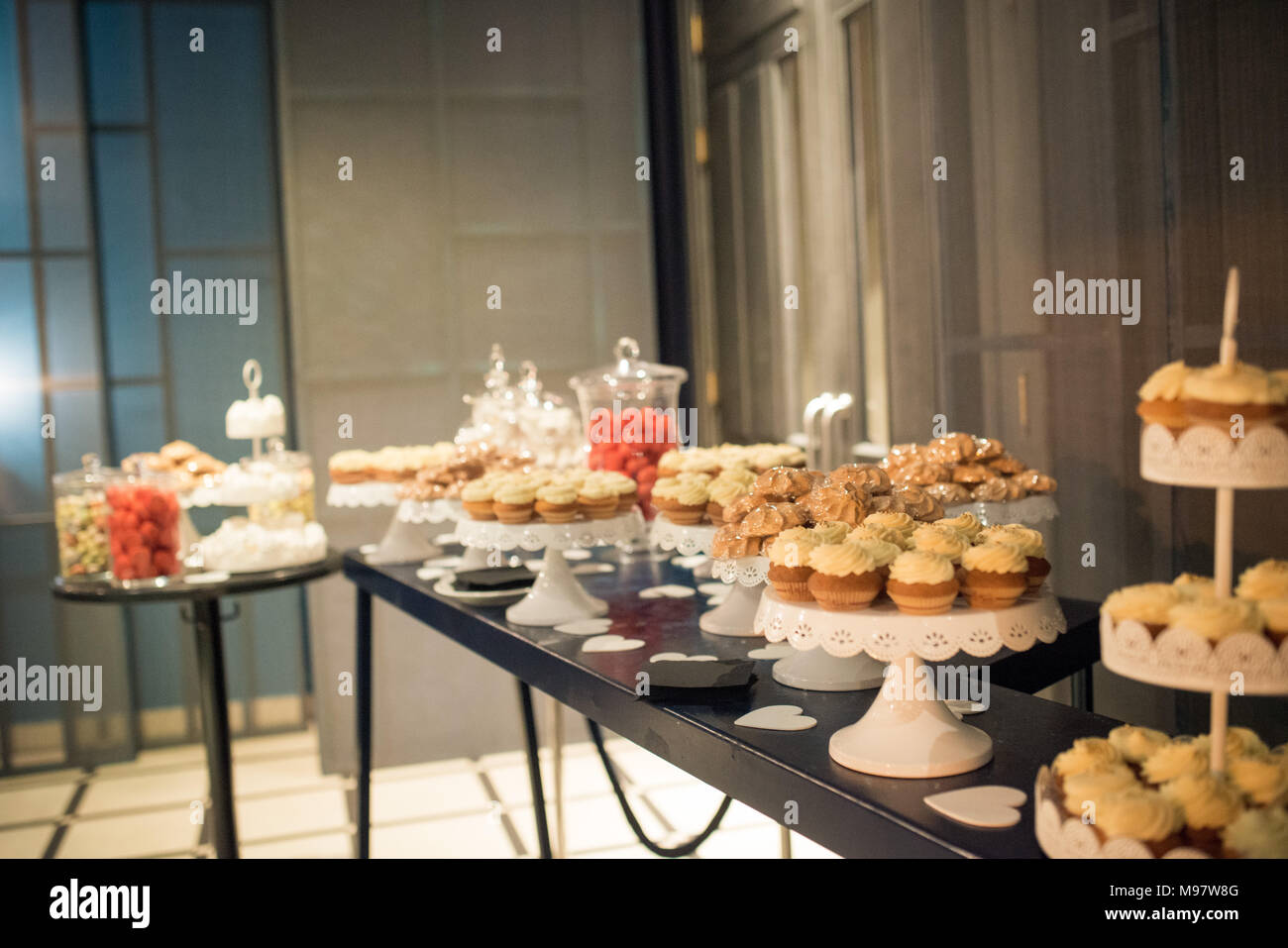 Delicious discovery hi-res stock photography and images - Alamy