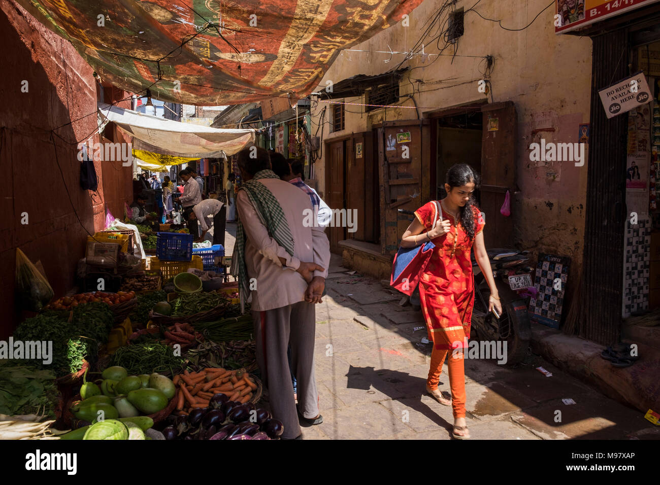 India, Varanasi, local market Stock Photo - Alamy