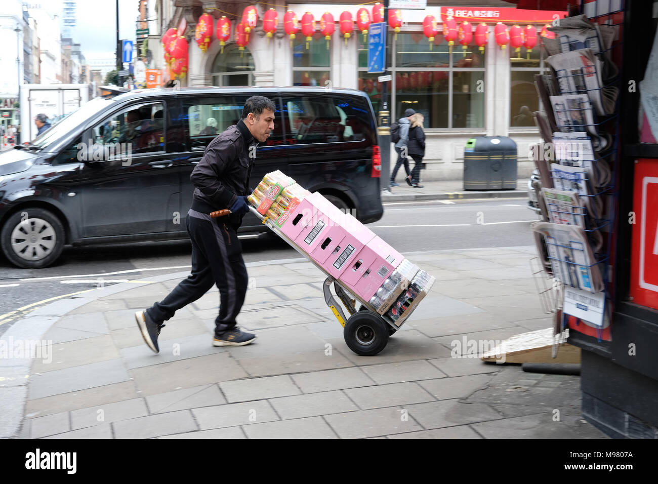 Delivery trolley hi-res stock photography and images - Alamy
