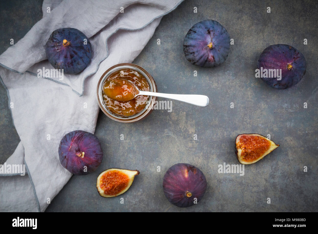 Organic figs hi-res stock photography and images - Alamy