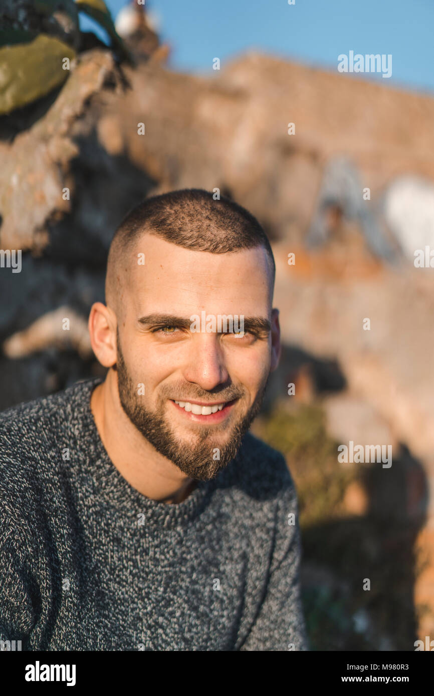 Man in sunlight hi-res stock photography and images - Alamy