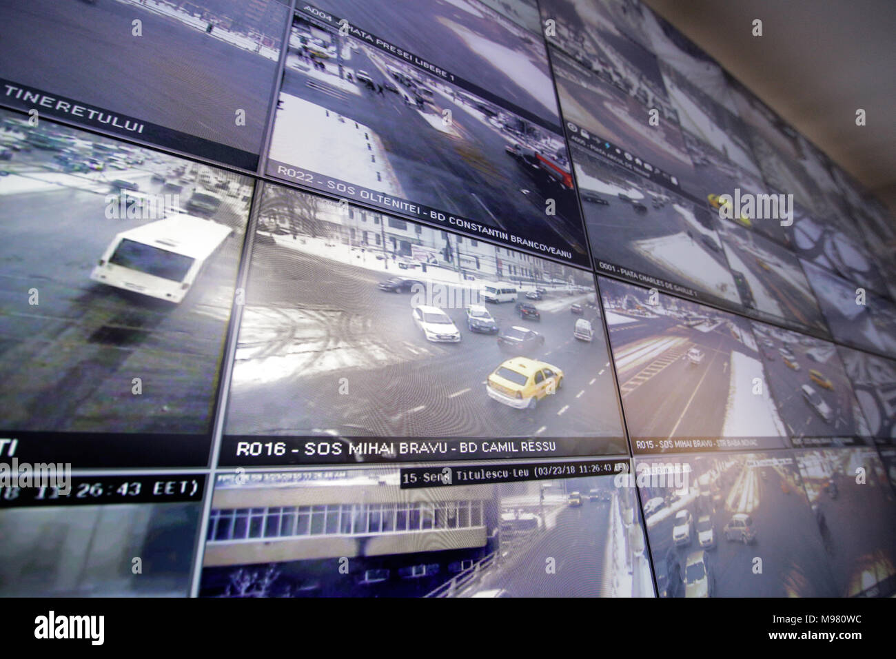 Traffic camera warning hi-res stock photography and images - Alamy