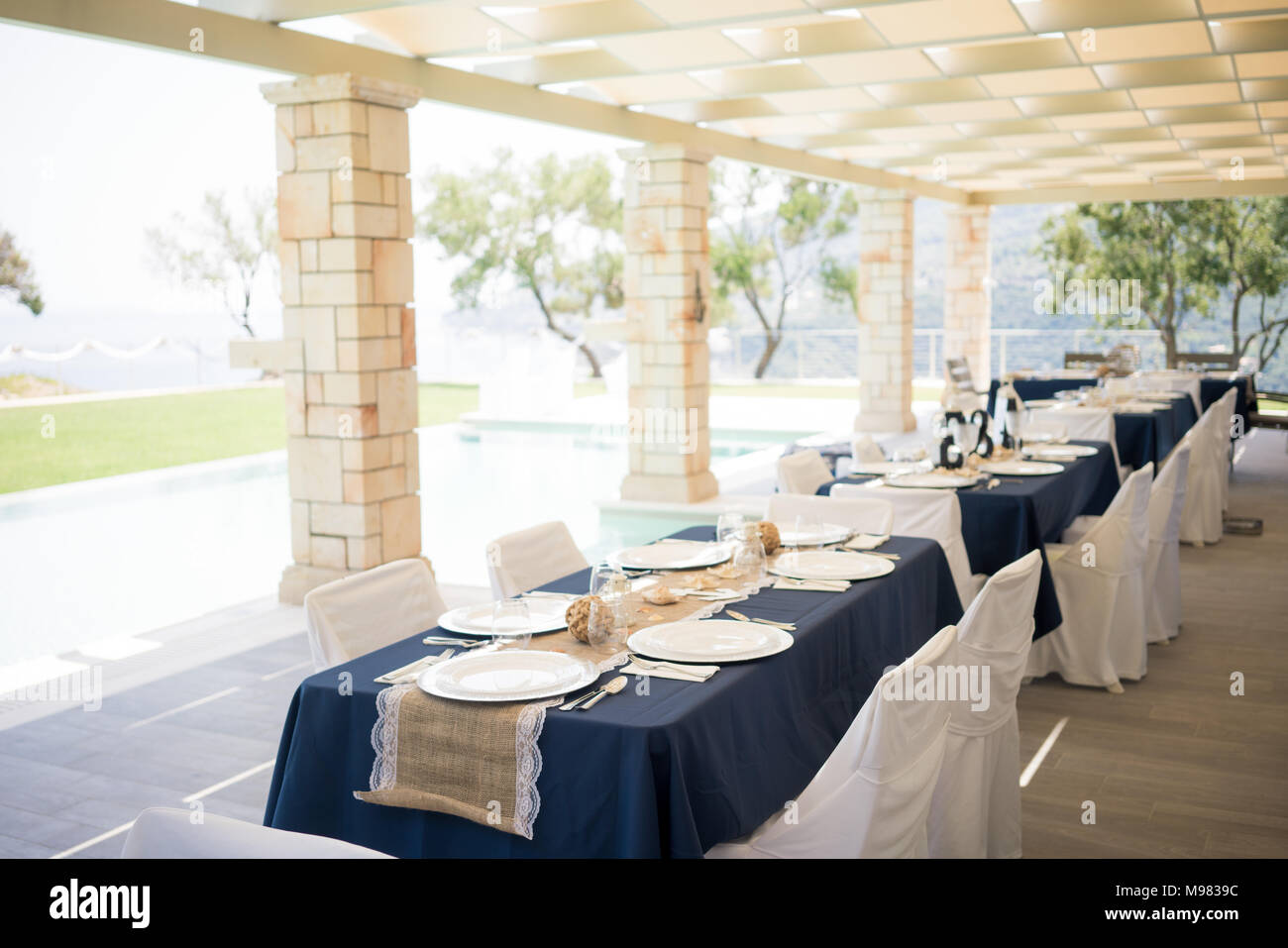 A stunning summer wedding reception Stock Photo - Alamy