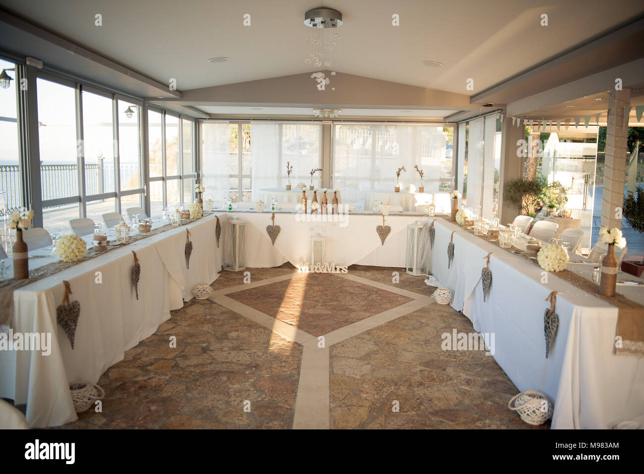 A stunning summer wedding reception Stock Photo - Alamy