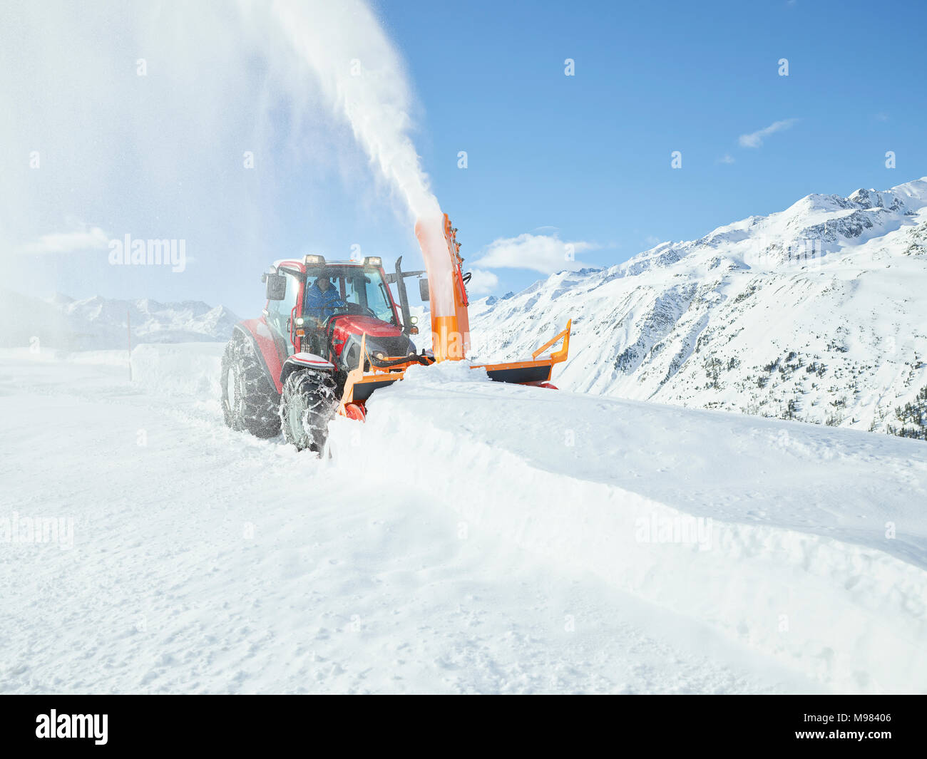 Snowblower hi-res stock photography and images - Alamy