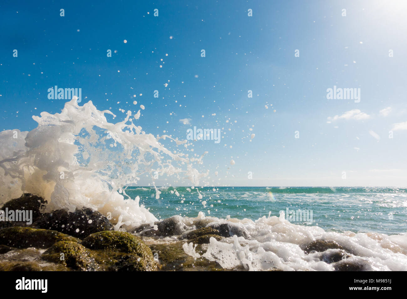 Bursting coastal wave hi-res stock photography and images - Alamy