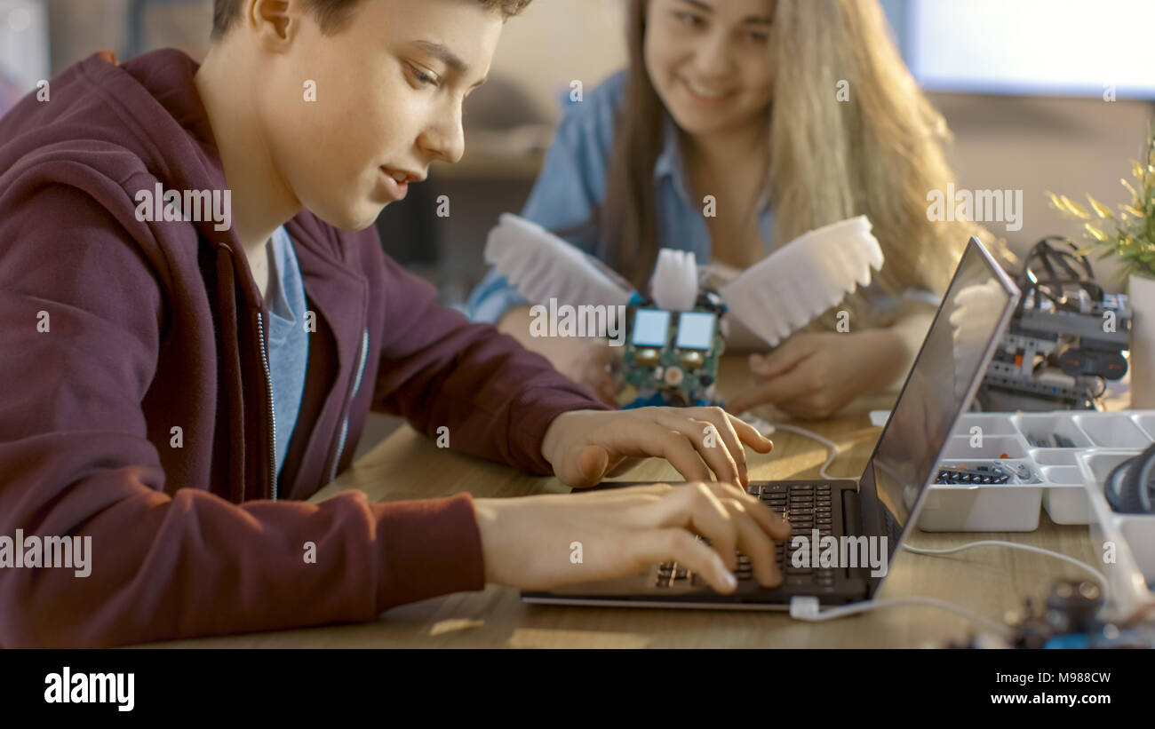 Laptop classroom boy hi-res stock photography and images - Alamy