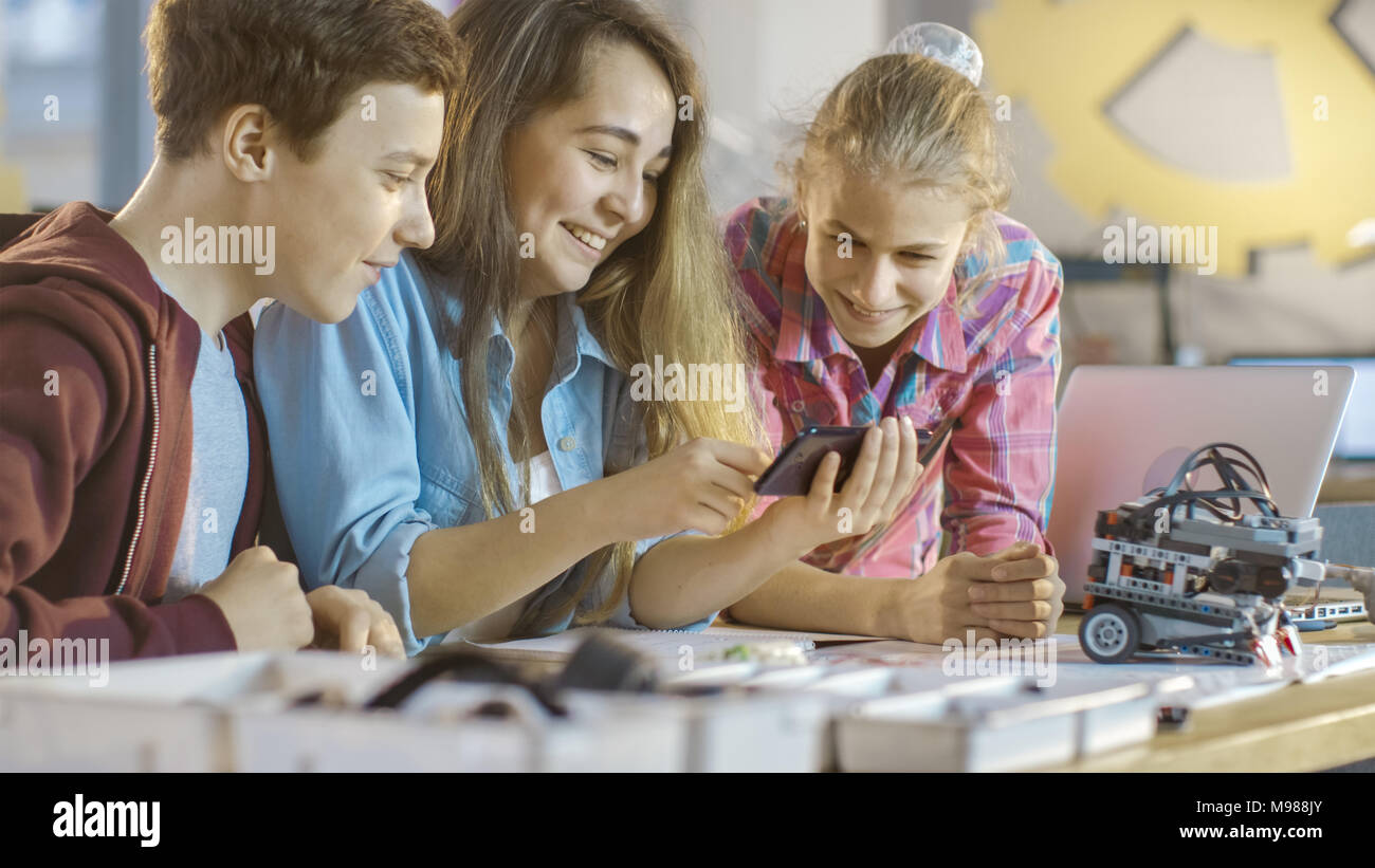 Classroom technology curriculum hi-res stock photography and images - Alamy