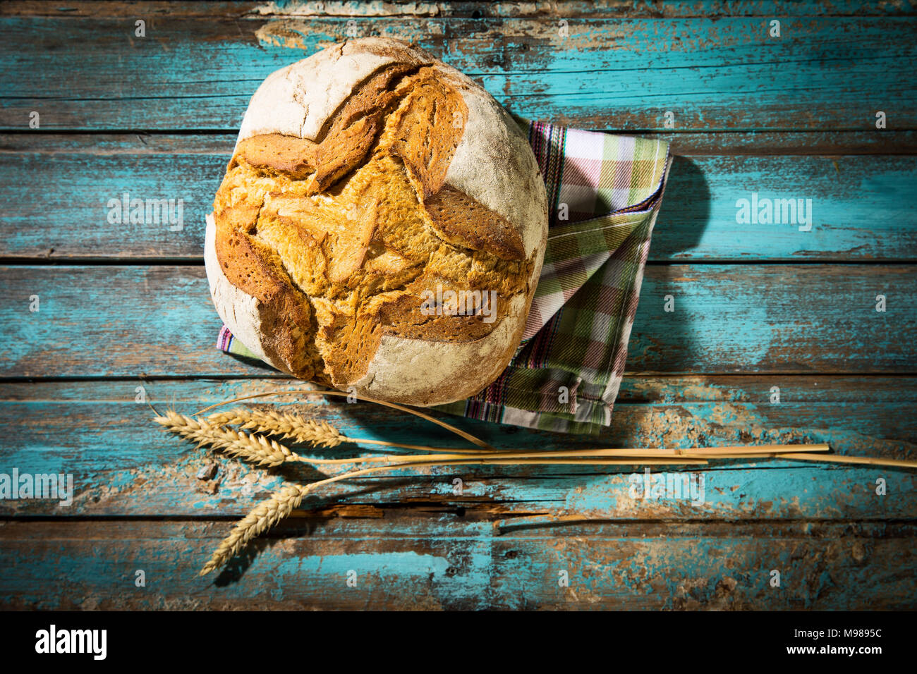 Crusty bread hi-res stock photography and images - Alamy