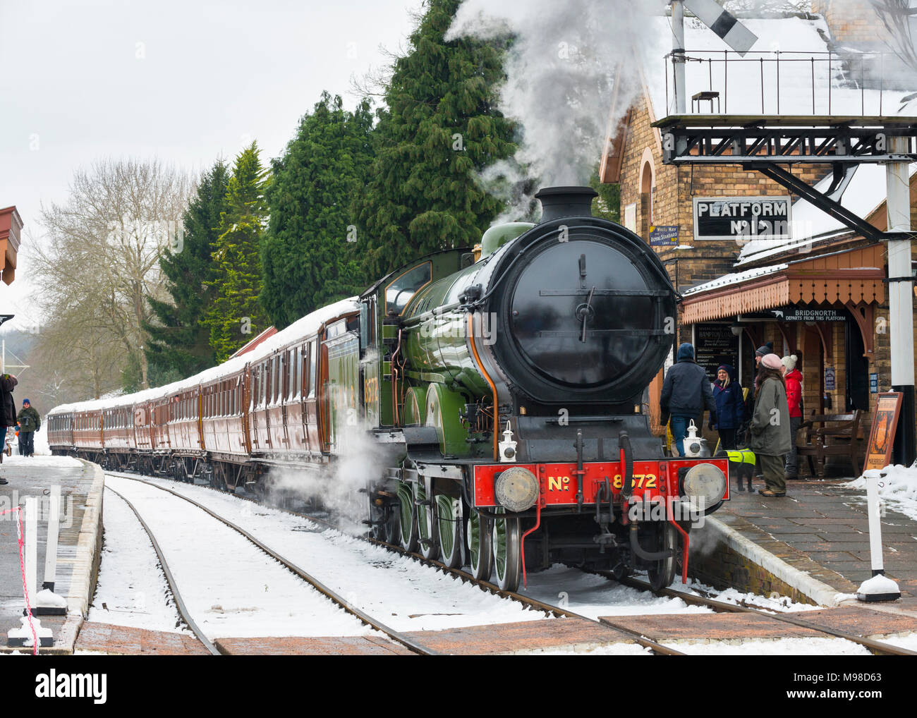 LNER steam locomotive 8572 leaving Hampton Loade station on the Severn ...