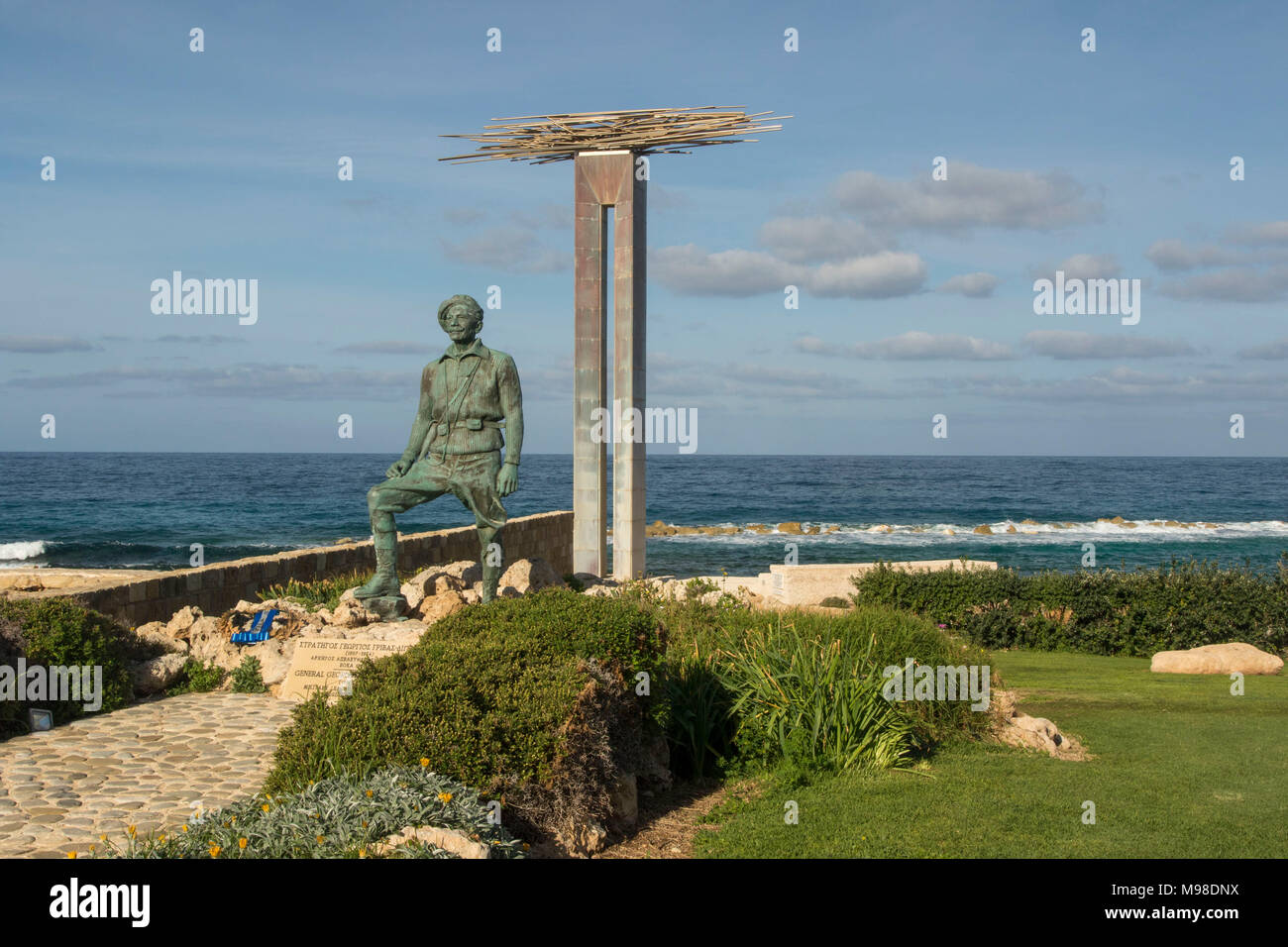 Monument and statue to Georgios Grivas in the spring sunshine of Paphos ...