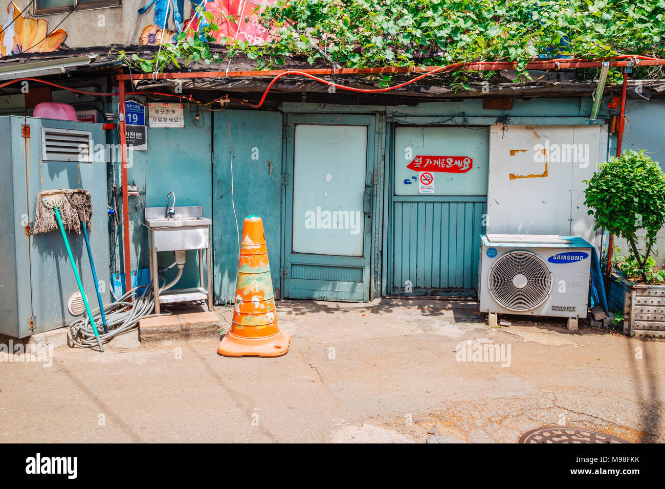 Seoul, Korea - May 8, 2016 : Korean old restaurant and street at spring ...