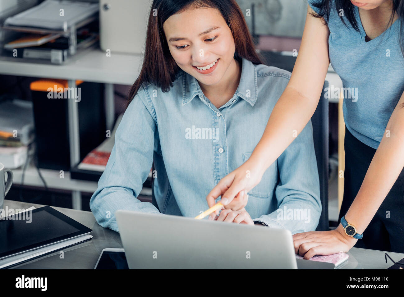 Office mate hi-res stock photography and images - Alamy