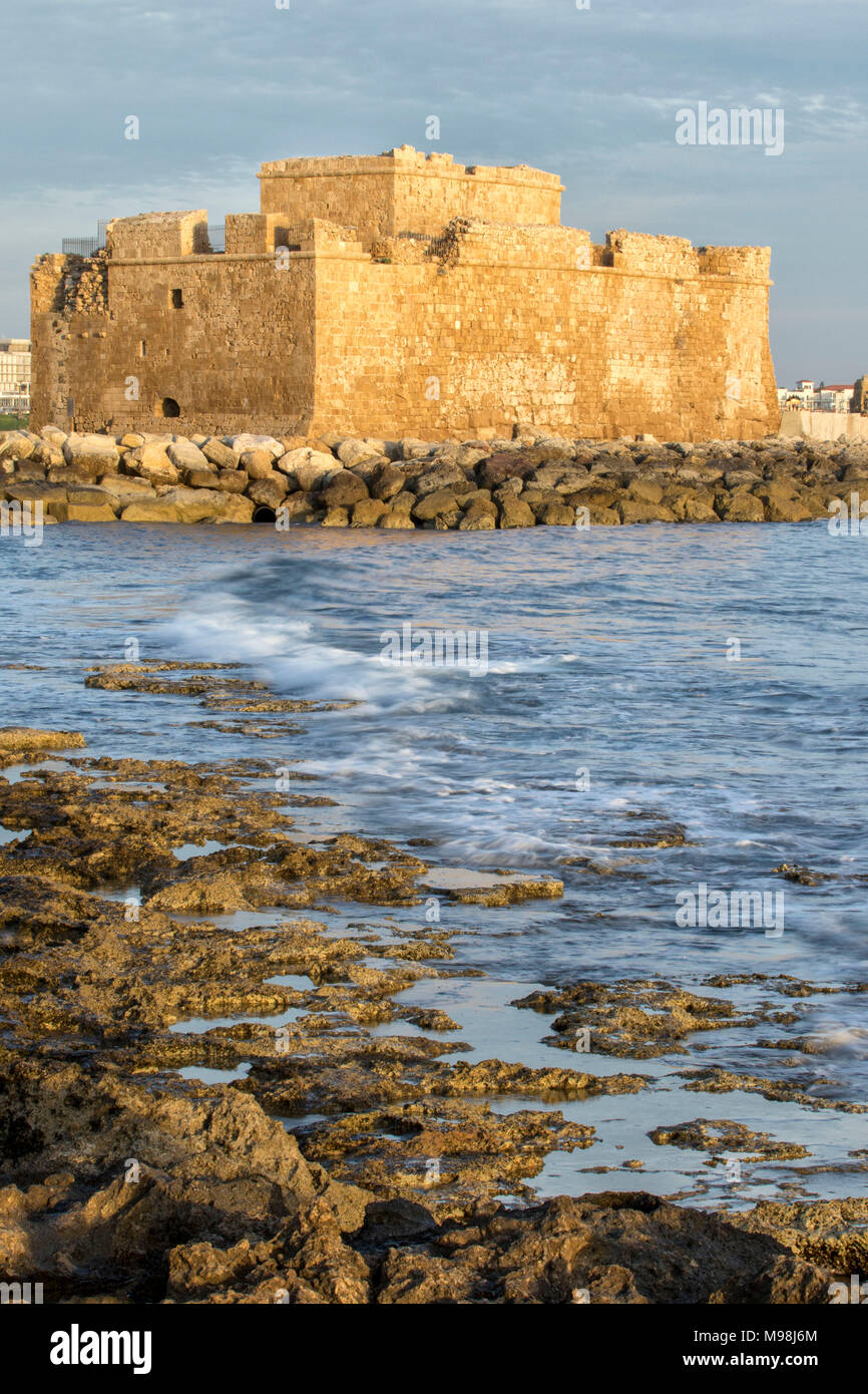Paphos castle / fort in kato paphos harbour on the mediterranean coast ...