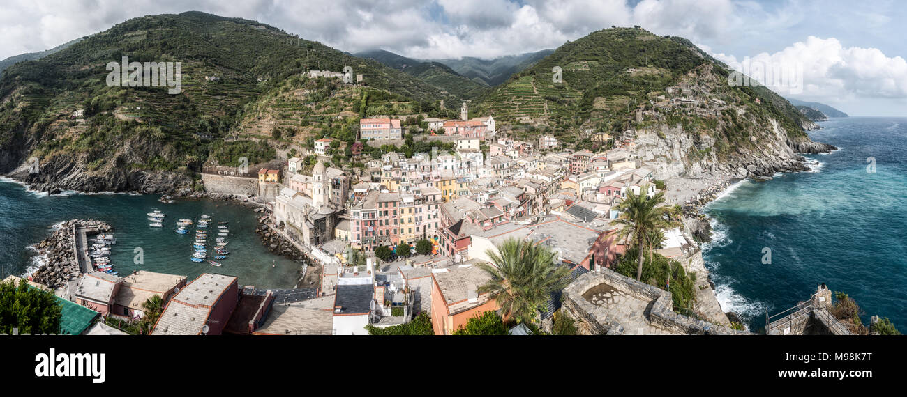 Genova holidays hi-res stock photography and images - Alamy
