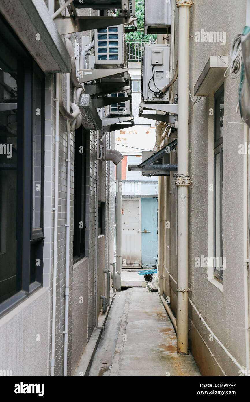 Narrow Back Street High Resolution Stock Photography and Images - Alamy