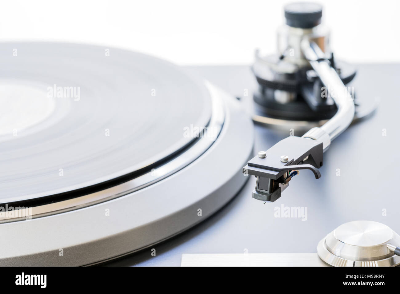Turntable with black hi-fi Headshell Cartridge , close-up, Analog ...