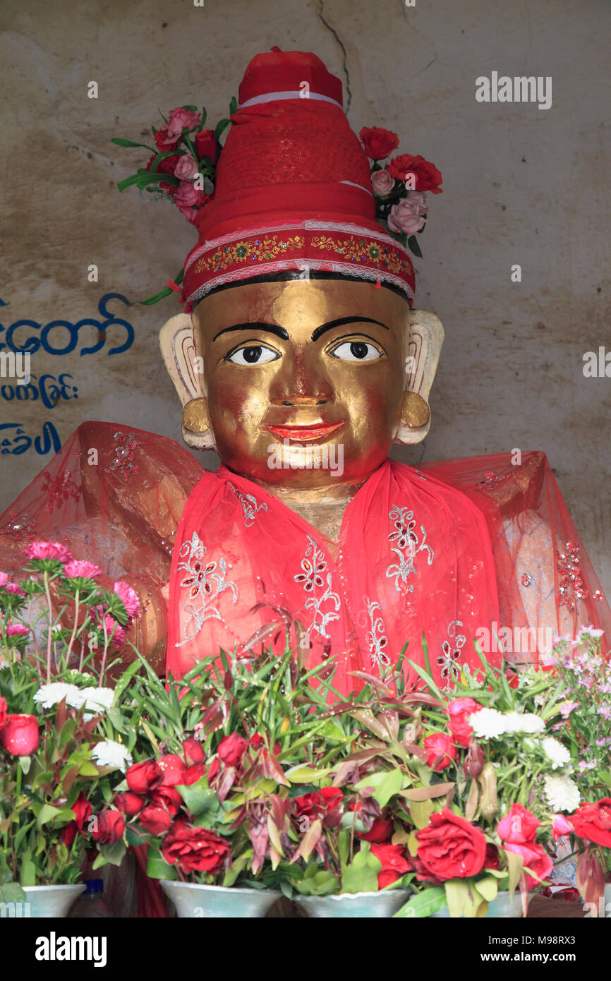Myanmar, Burma, Bagan, Tharabar Gate, Lord Handsome, Nat spirit, statue ...