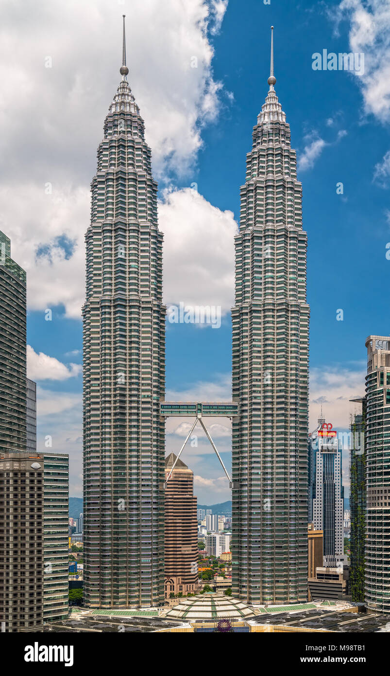 KUALA LUMPUR, MALAYSIA - FEBRUARY 19, 2018:.The Petronas Twin Towers in ...