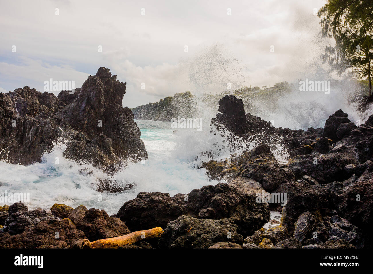 Big waves crash over hi-res stock photography and images - Alamy