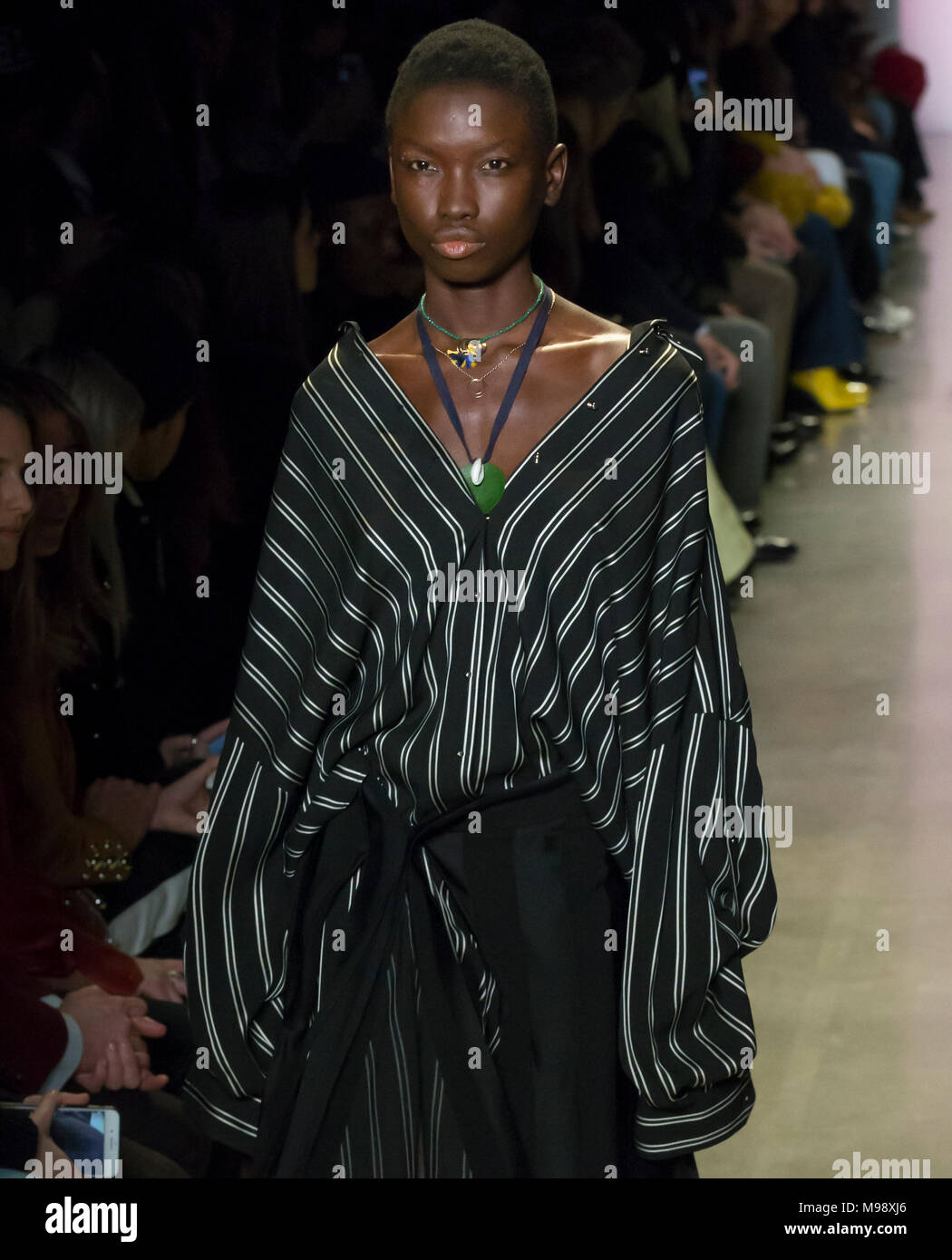 Wayne booth hi-res stock photography and images - Alamy