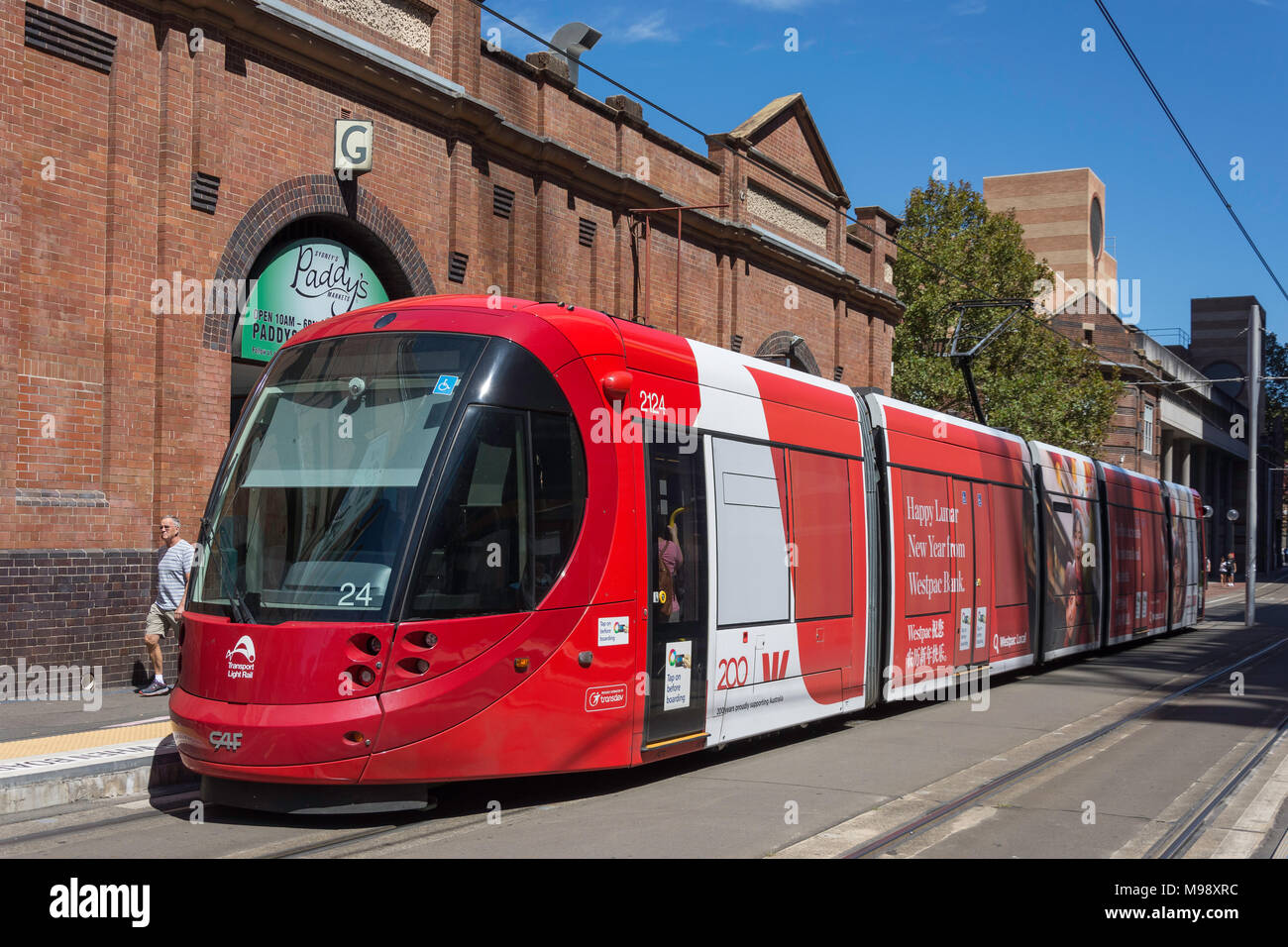 Transdev Light Rail train passing Market City (Sydney's Paddy's ...