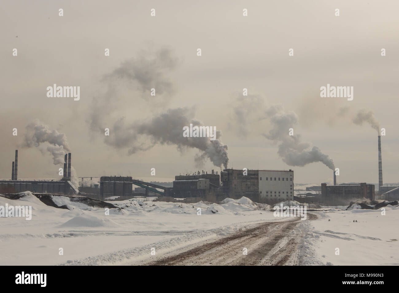 factory smoke pollution, environmental problems and air pollution Stock ...