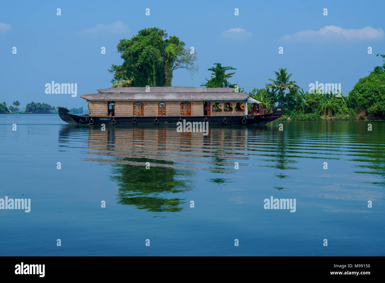 Water transport india hi-res stock photography and images - Alamy