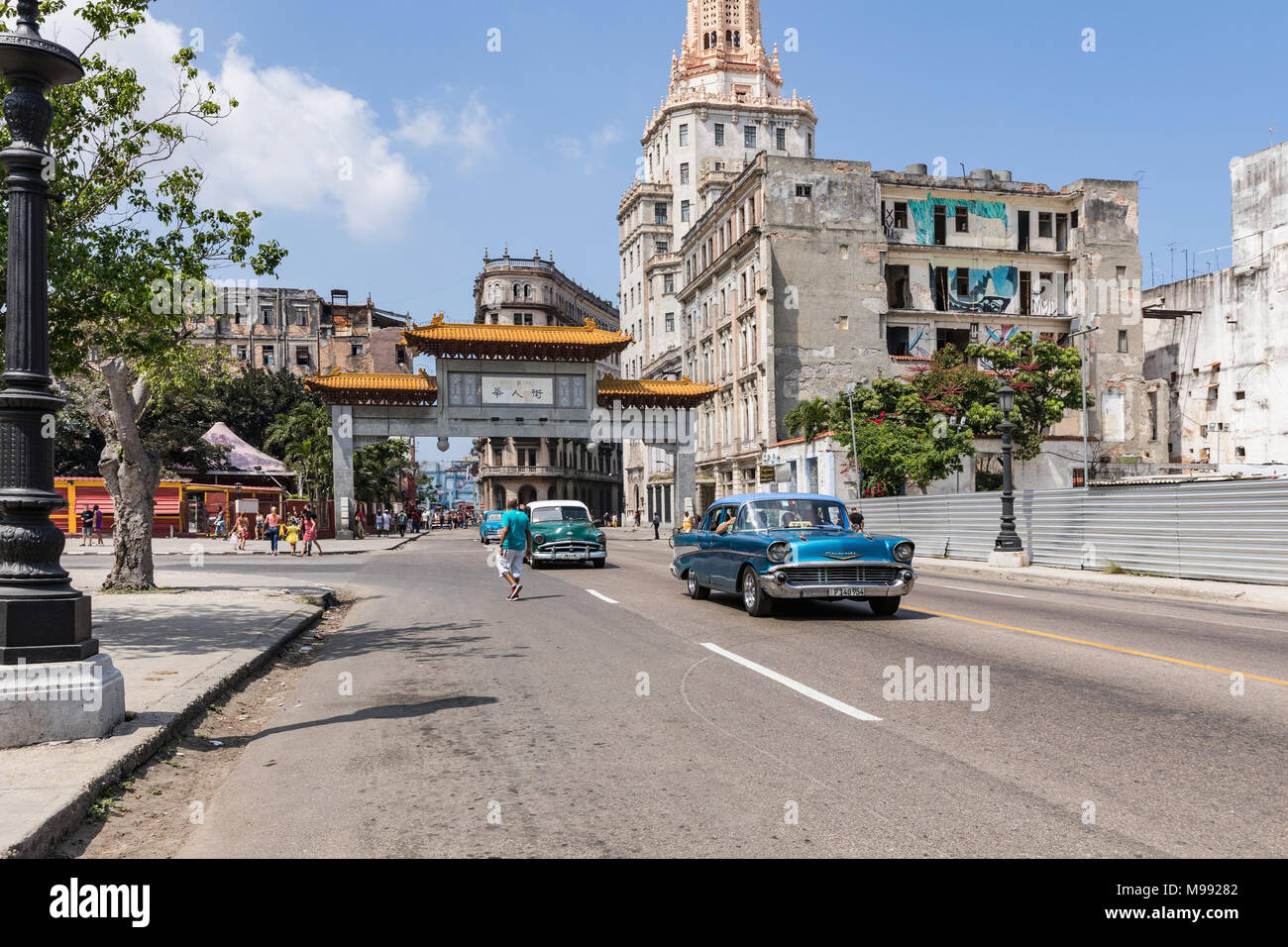 HAVANA, CUBA - MARCH 18, 2018: Chinatown, Barrio chino, gate in Havana ...