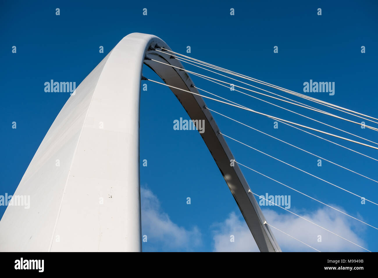 Tilt up construction hi-res stock photography and images - Alamy