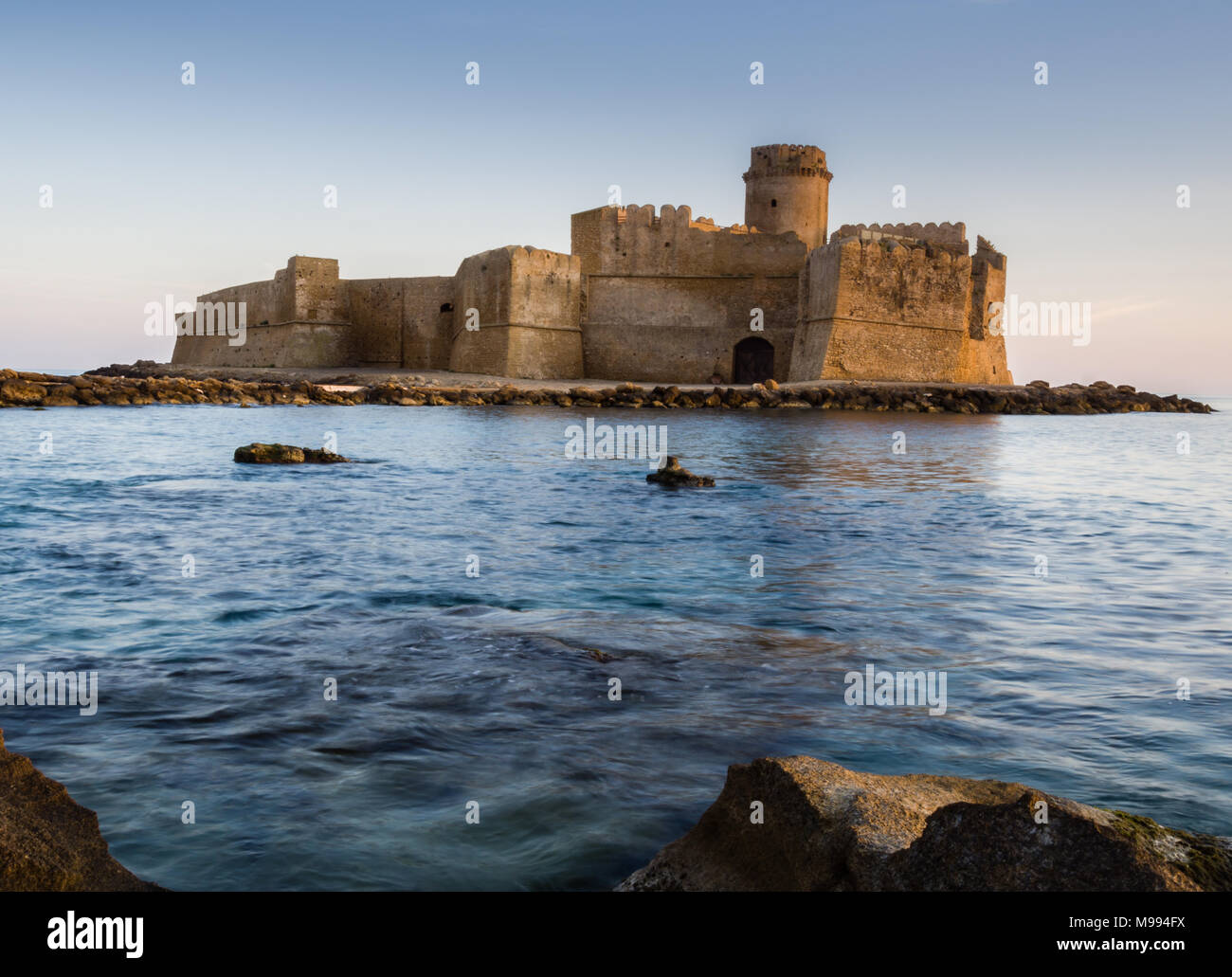 View of italian castle in Le Castella, Italy Stock Photo - Alamy