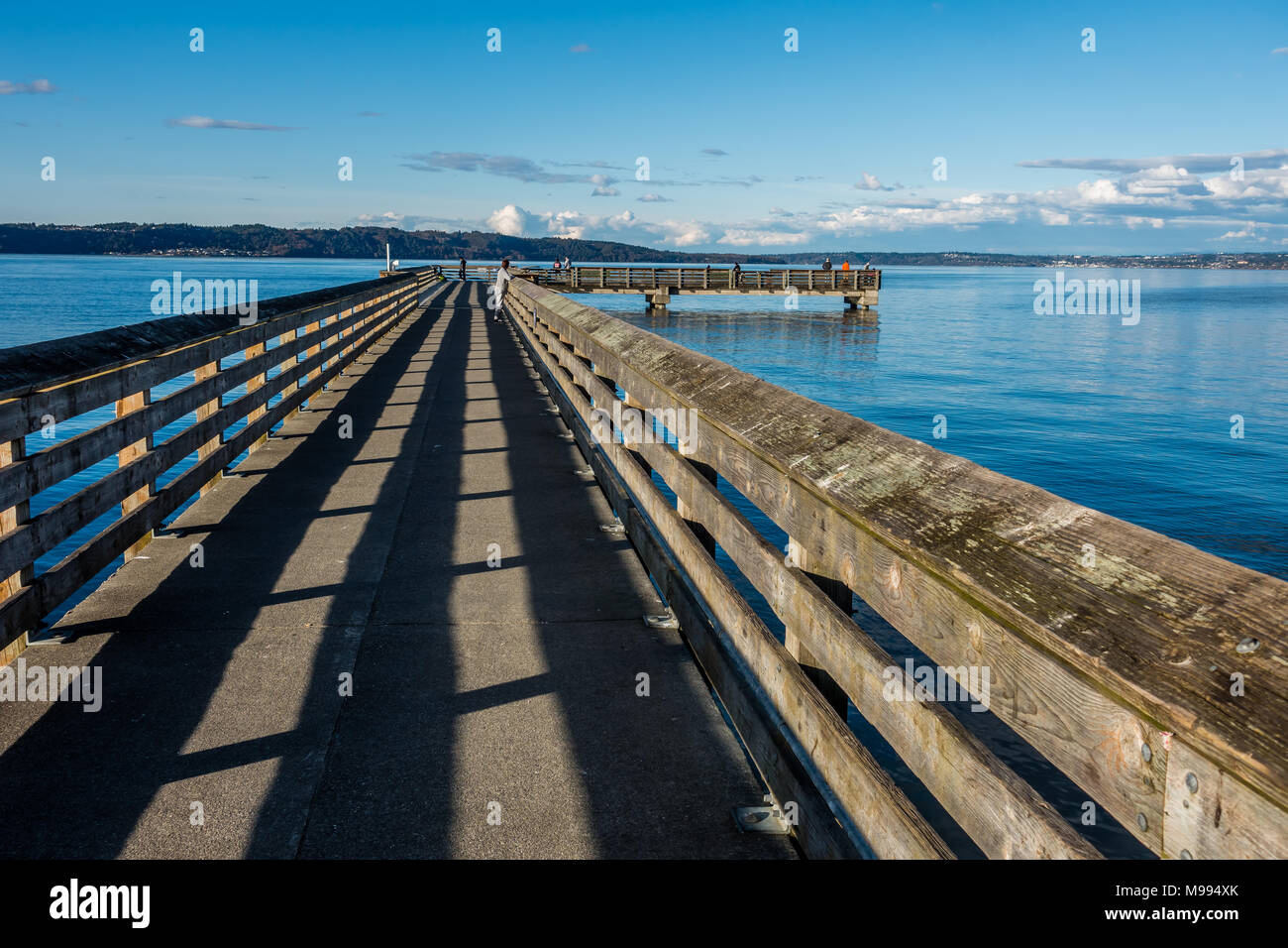 A view of the pier at Dash Point, Washington on a nice Srping day Stock ...