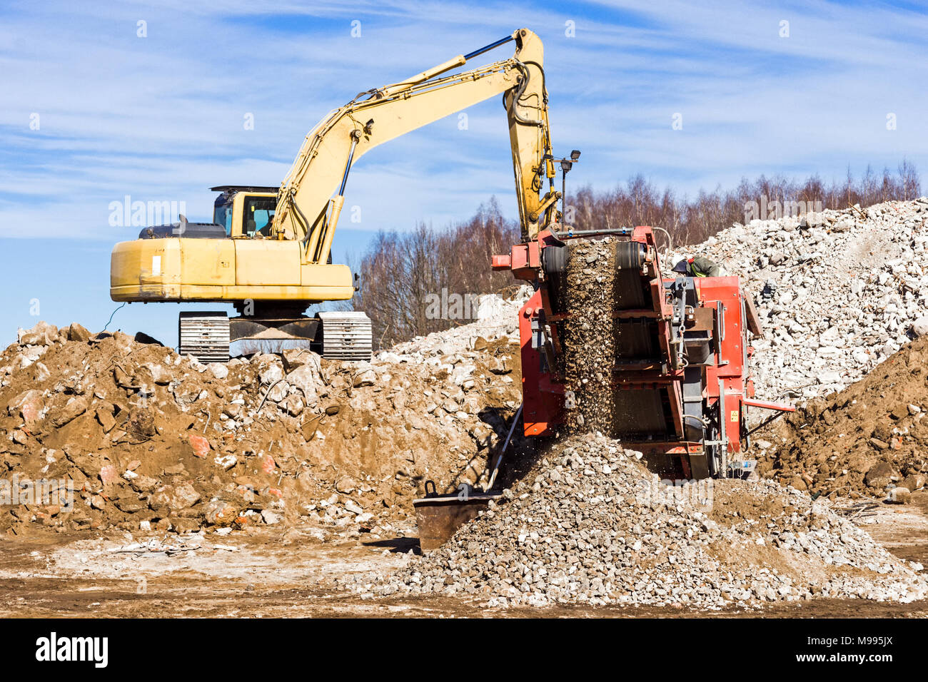 Crushing hi-res stock photography and images - Alamy